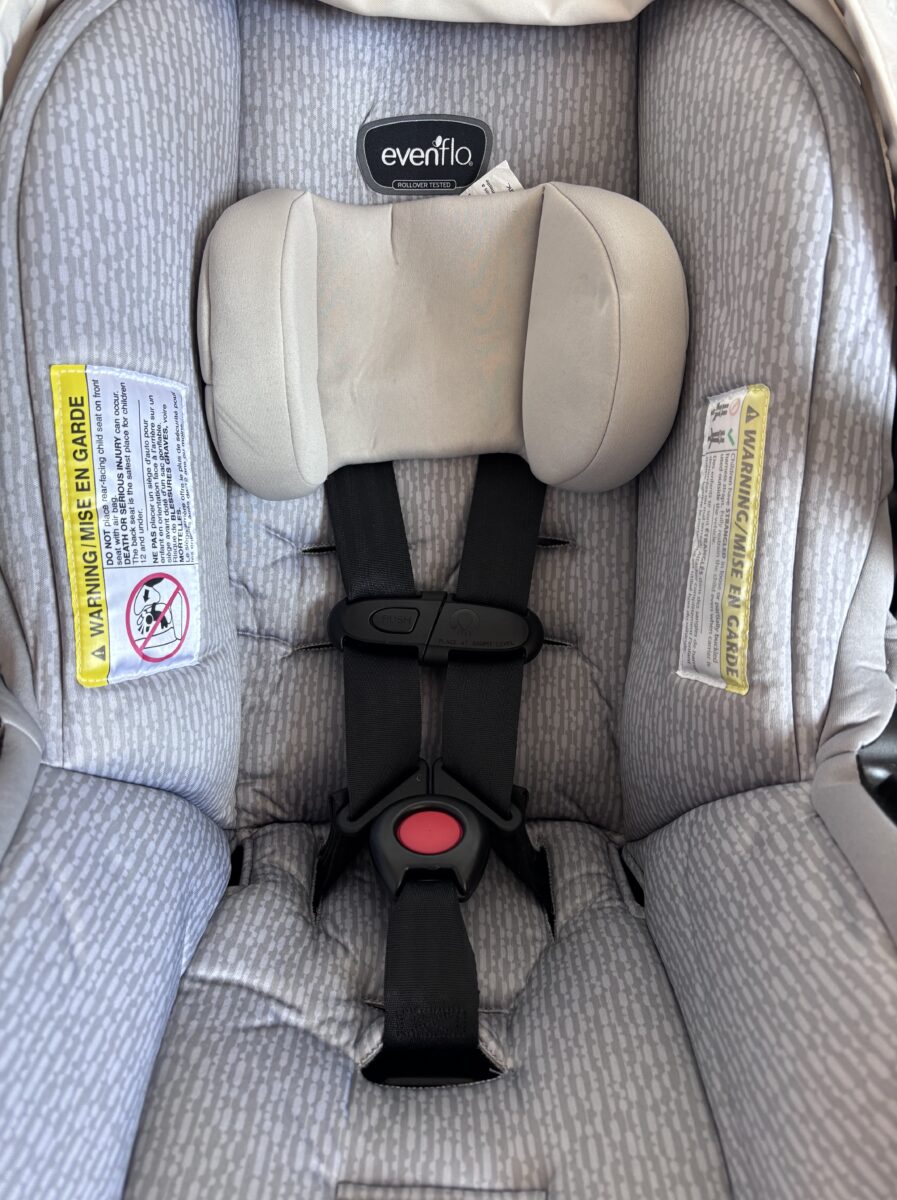 Carriola con car seat, Evenflo y Pivot - Kinder Market